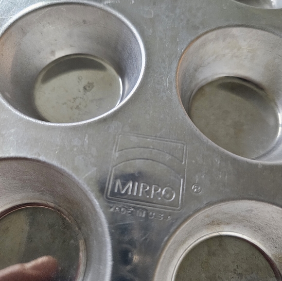 Mirro | Kitchen | Vintage Mirro Muffin Cupcake Tin Pan | Poshmark